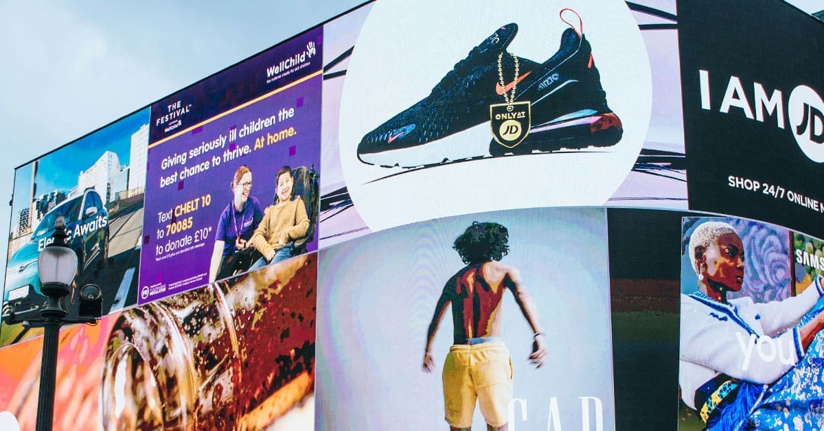 Outdoor Advertising Trends To Watch In 2025
